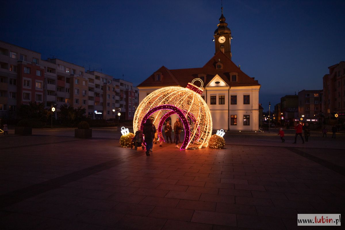 Rozświetlony rynek w Lubinie [GALERIA] | Lubin - Portal Miasta