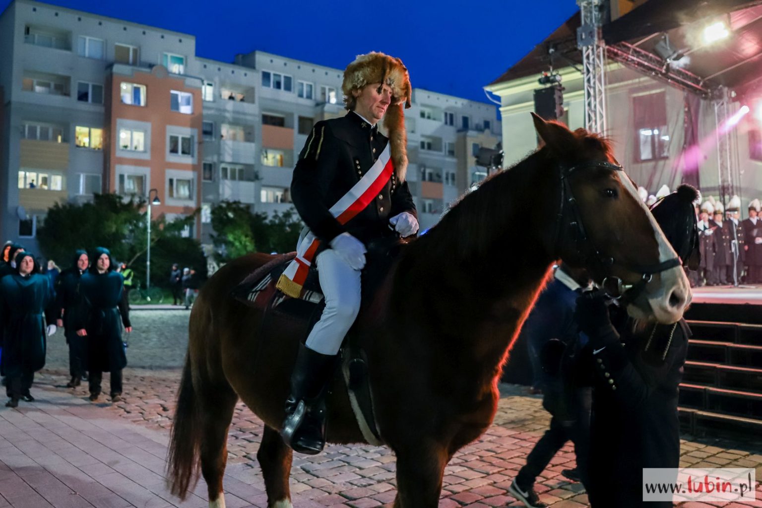 Pochód Lisa Majora i skok przez skórę, czyli Barbórka w Rynku | Lubin ...