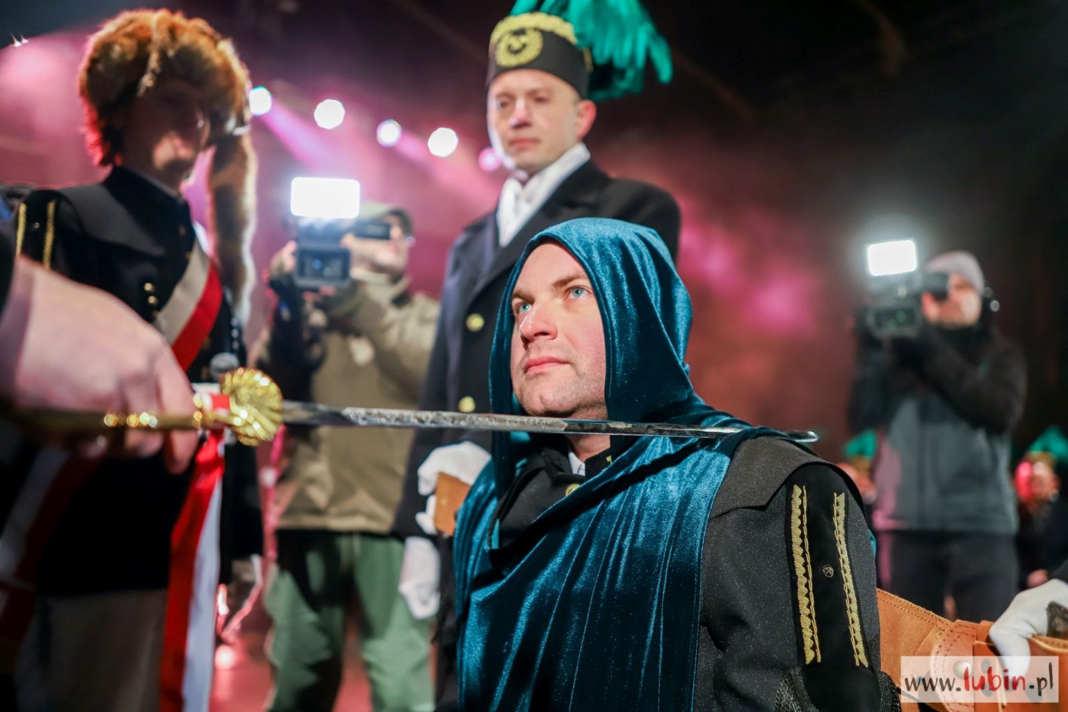 Pochód Lisa Majora i skok przez skórę, czyli Barbórka w Rynku | Lubin ...